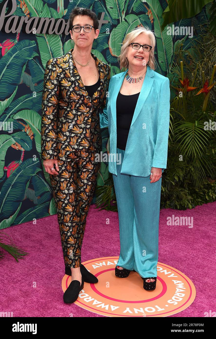 Rachel hauck hi-res stock photography and images - Alamy