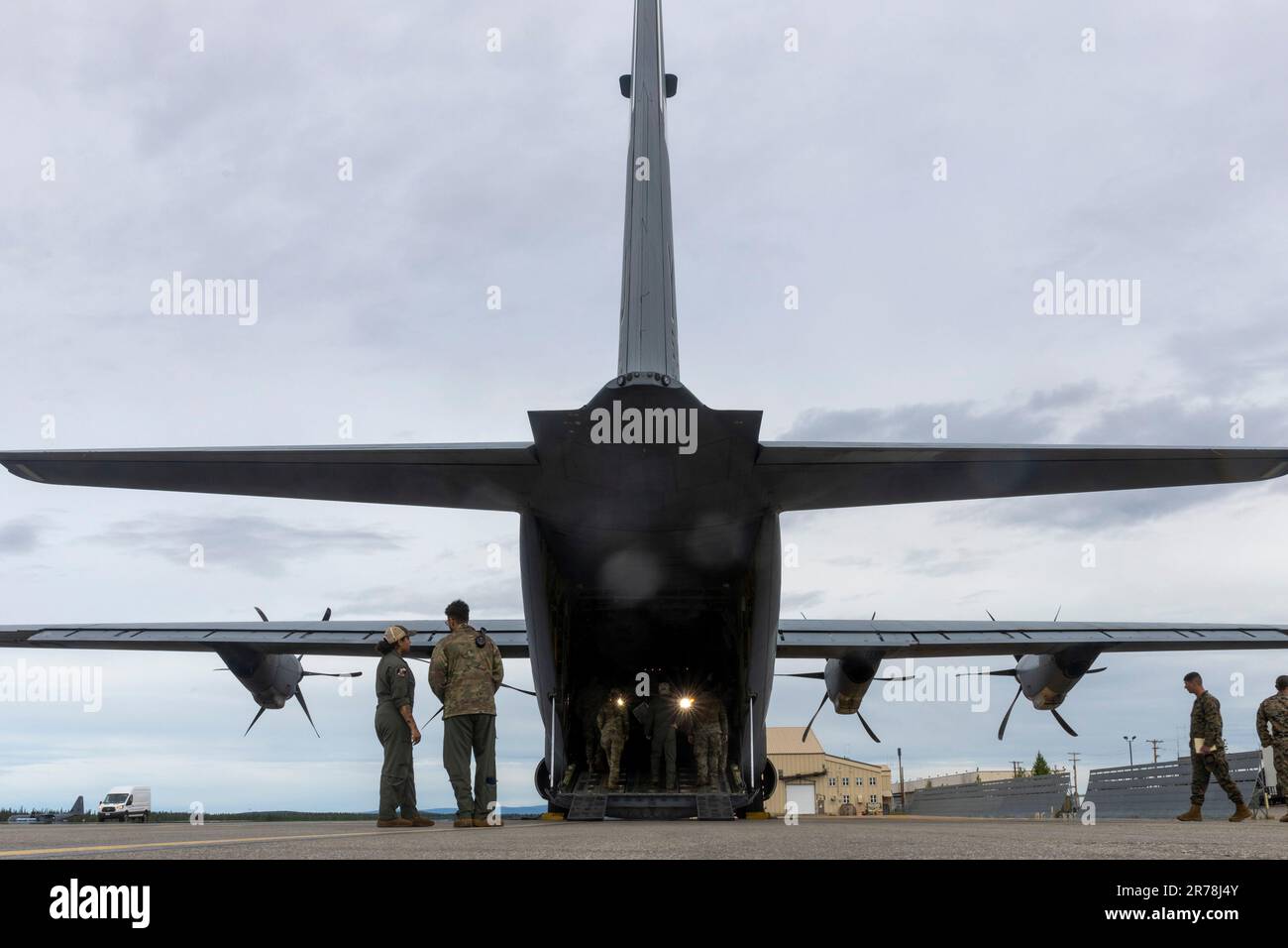 Liaison vehicle hi-res stock photography and images - Alamy