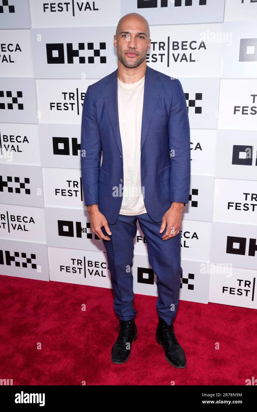 Jonathan Higginbotham attends the premiere of "The Walking Dead: Dead ...