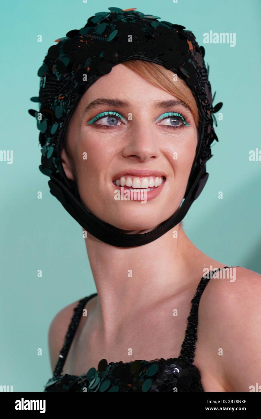 Asteroid city maya hawke hi-res stock photography and images - Alamy