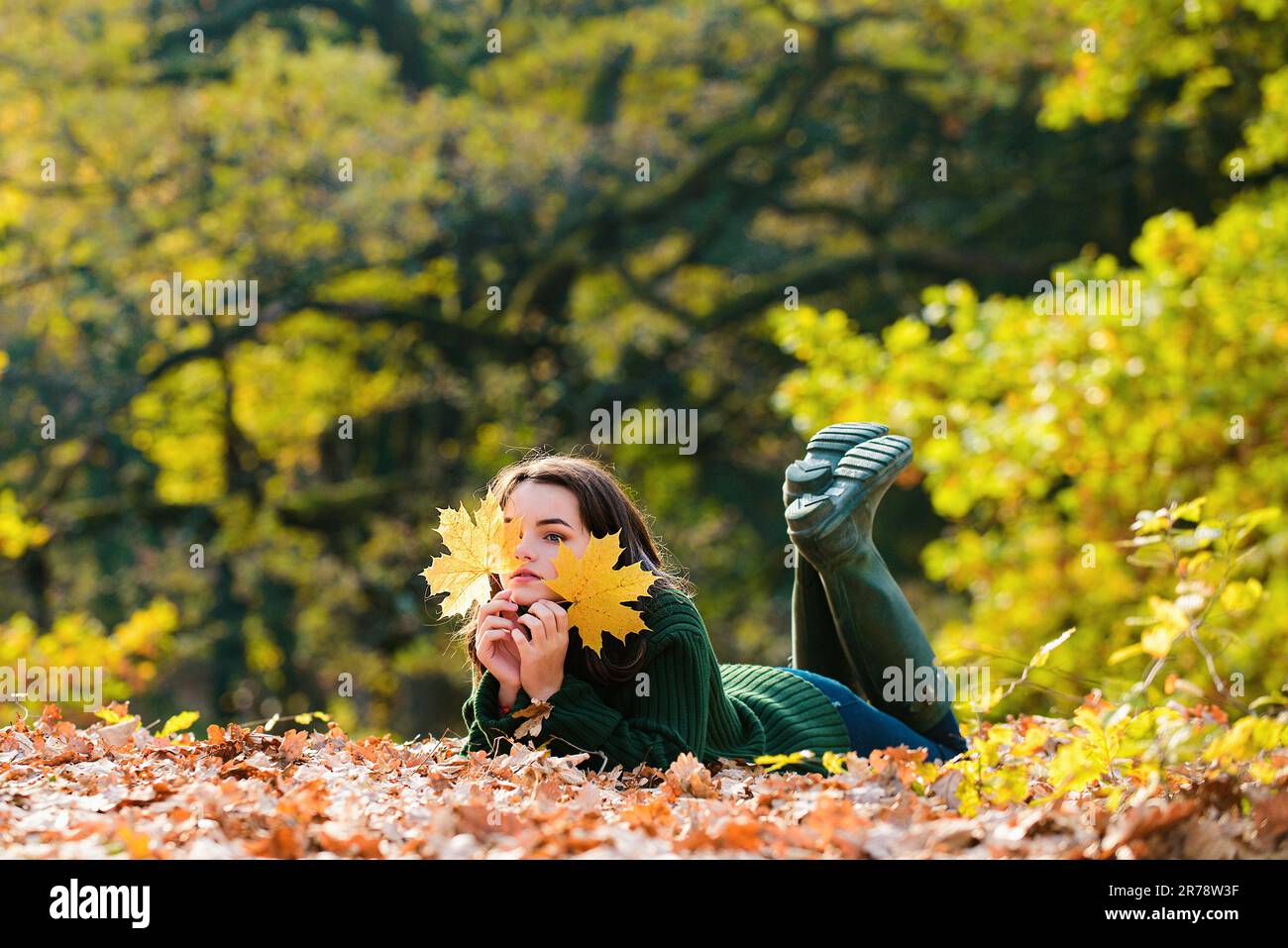 Autumn teenage girl. Teen in autumn foliage, beauty portrait. Young ...