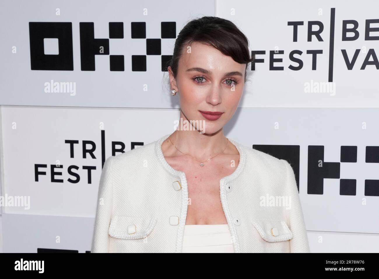 Mary Leest attends the premiere of "The Walking Dead: Dead City" at the ...