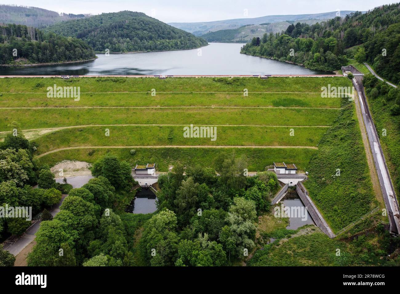 Osterode, Germany. 06th June, 2023. View of the Sösetal Dam with its ...