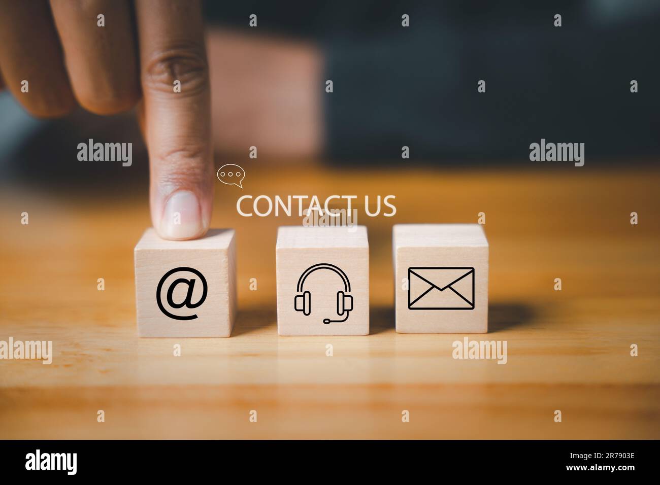 Customer support hotline connects people Stock Photo - Alamy