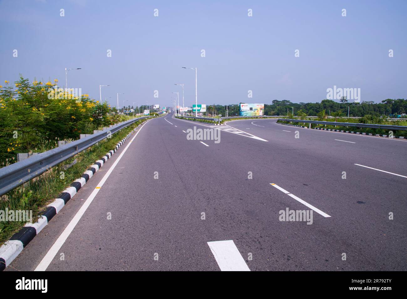 Divide Expressway road in Bhanga Interexchange of Bangladesh Stock ...