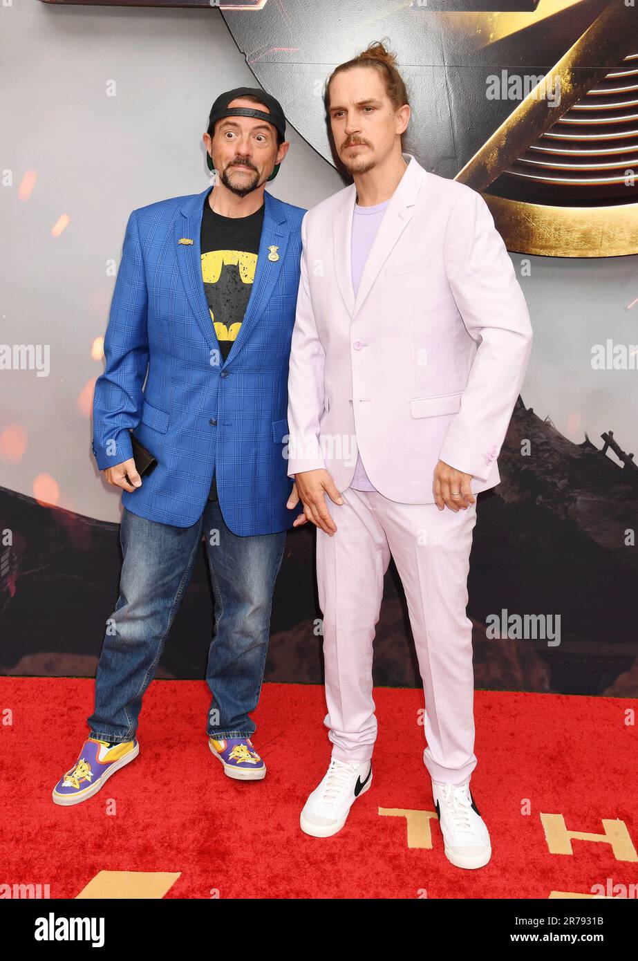 HOLLYWOOD, CALIFORNIA - JUNE 12: (L-R) Kevin Smith and Jason Mewes ...