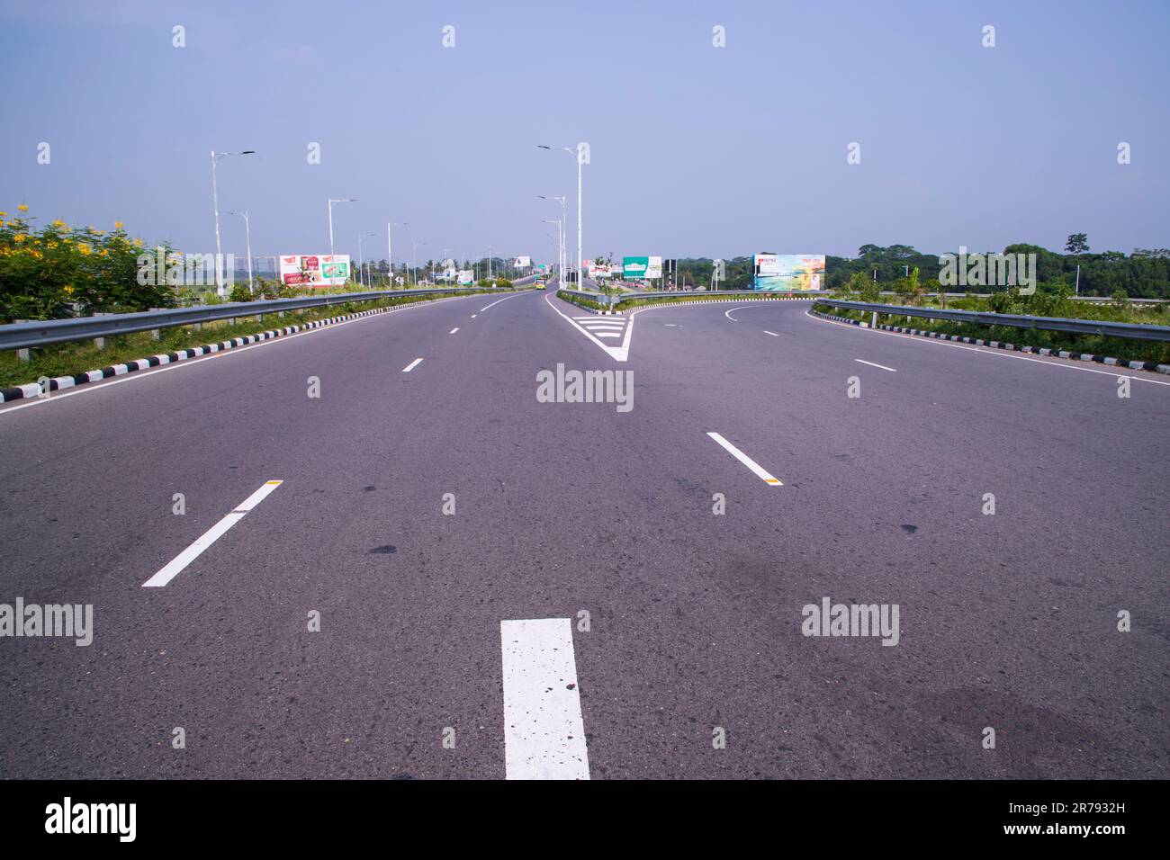 Divide Expressway road in Bhanga Interexchange of Bangladesh Stock ...