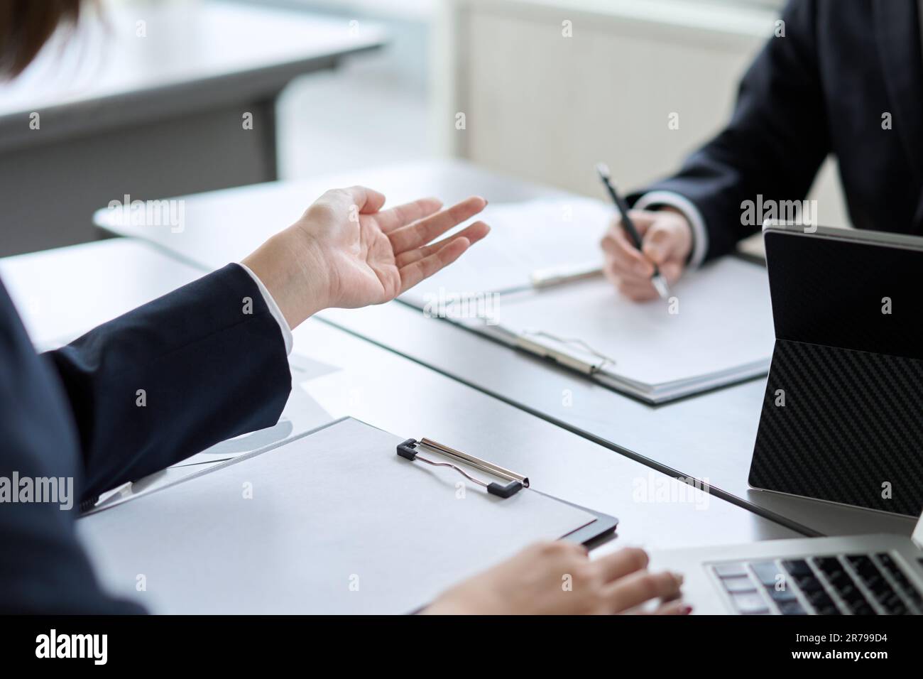 Asian business people having a meeting in a conference room Stock Photo ...