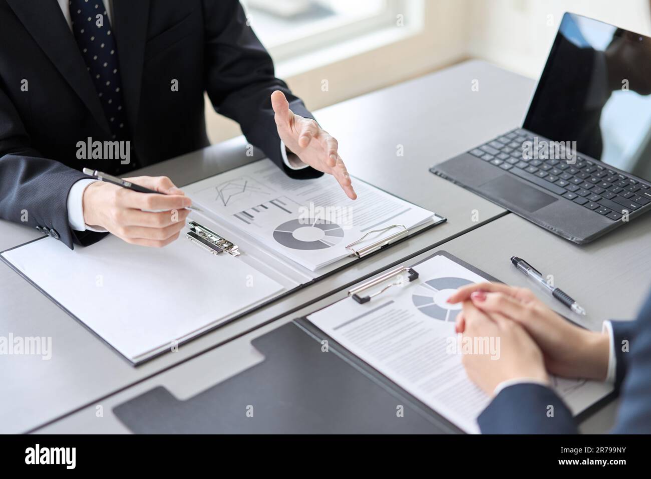 Japanese explanation hi-res stock photography and images - Alamy