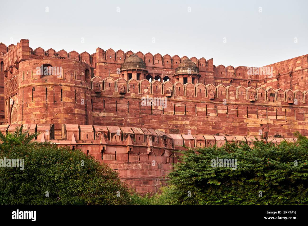 Walls of Agra red fort in India, view from main entrance Amar Singh ...