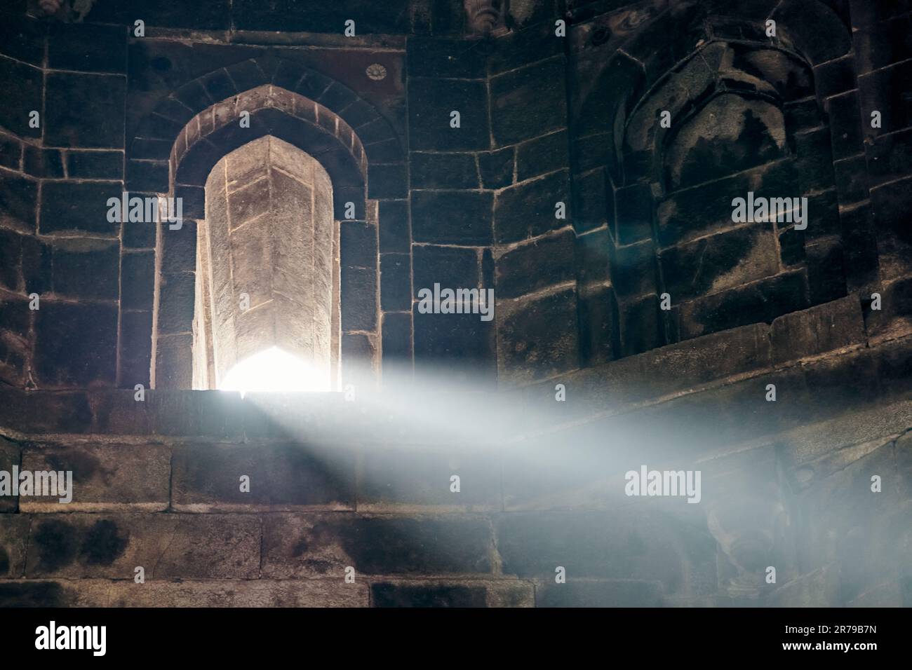 Beam of light from window of ancient indian tomb Bada Gumbad in New ...