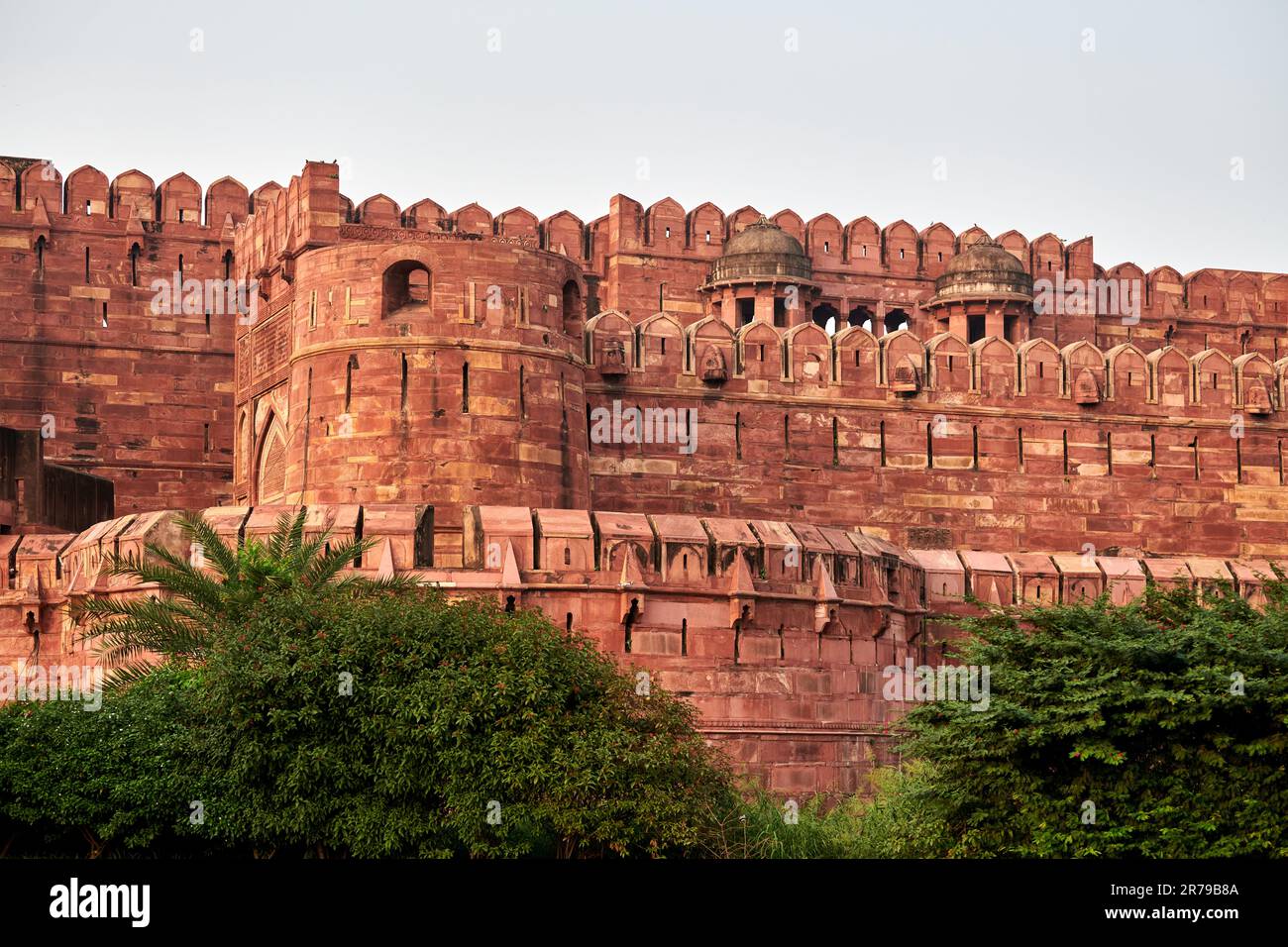 Walls of Agra red fort in India, view from main entrance Amar Singh ...