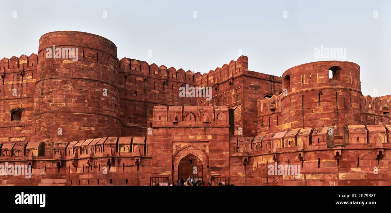 Walls of Agra red fort in India, view from main entrance Amar Singh ...