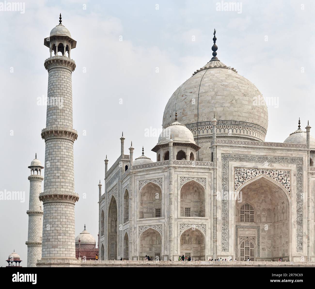 Agra, India - 09.11.2022 - Taj Mahal white marble mausoleum landmark in ...