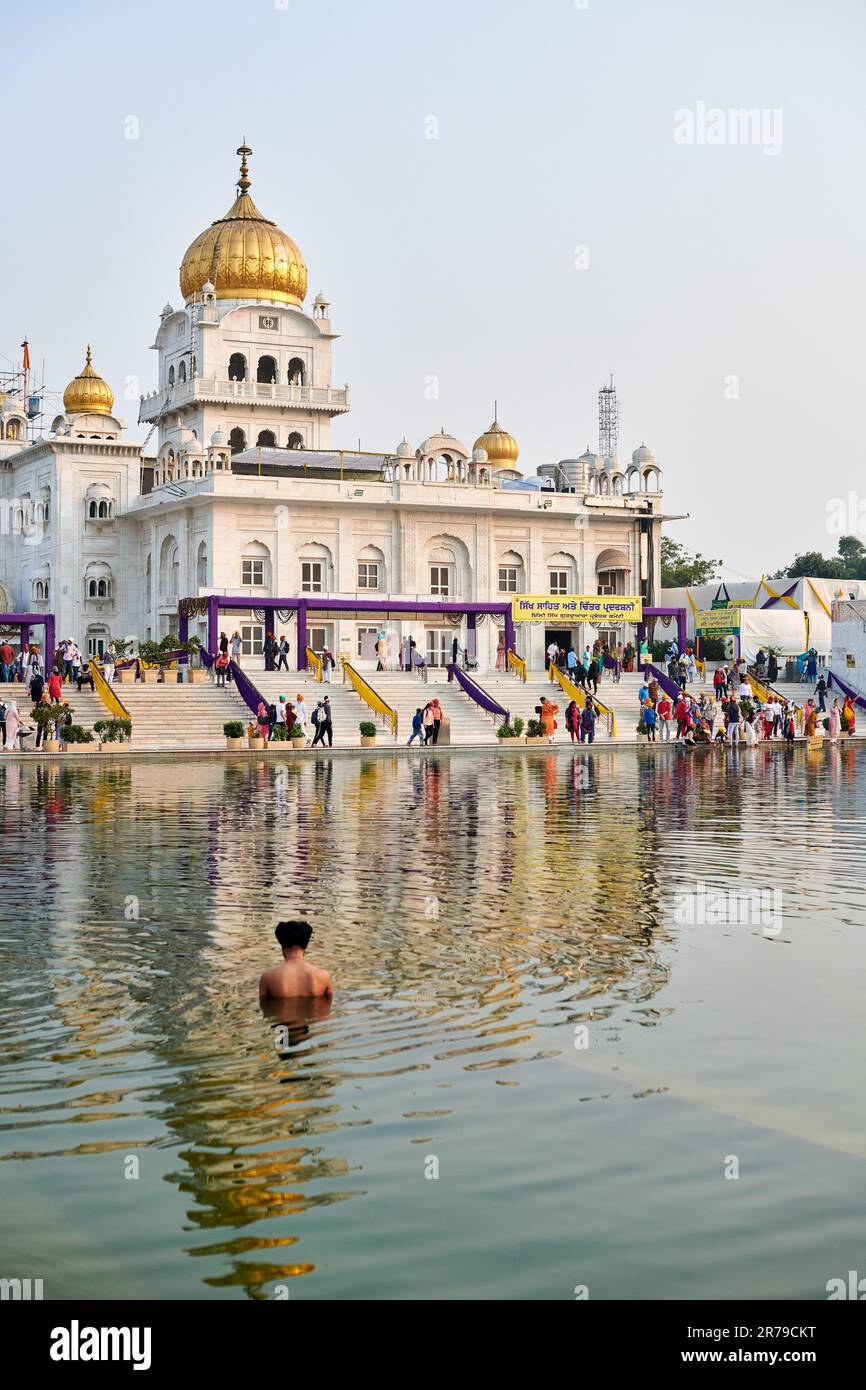 New Delhi, India - 10.11.2022 - Sikh prays in holy pond Sarovar of ...
