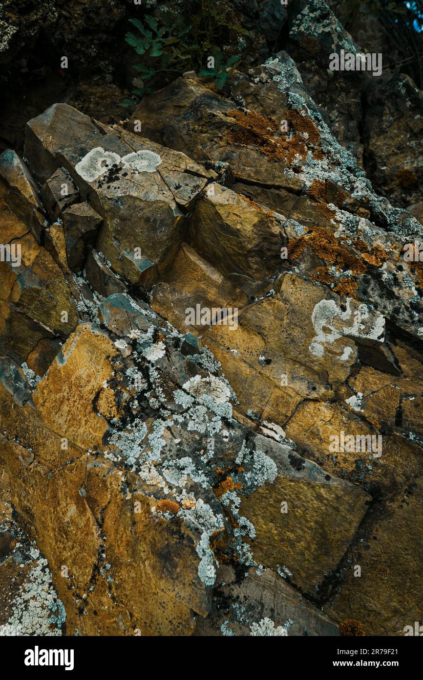 Natural background with stone texture and rough cut and splinters Stock ...