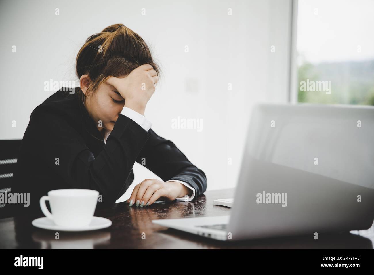 Sick computer hi-res stock photography and images - Alamy