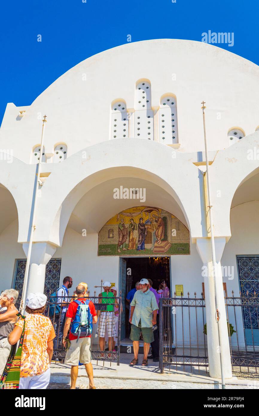 Tourists in front of of Candlemas Holy Orthodox Metropolitan Cathedral ...