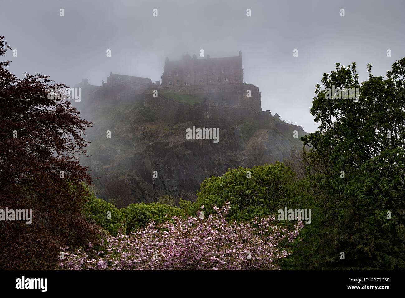 Surrounded historic gardens hi-res stock photography and images - Alamy