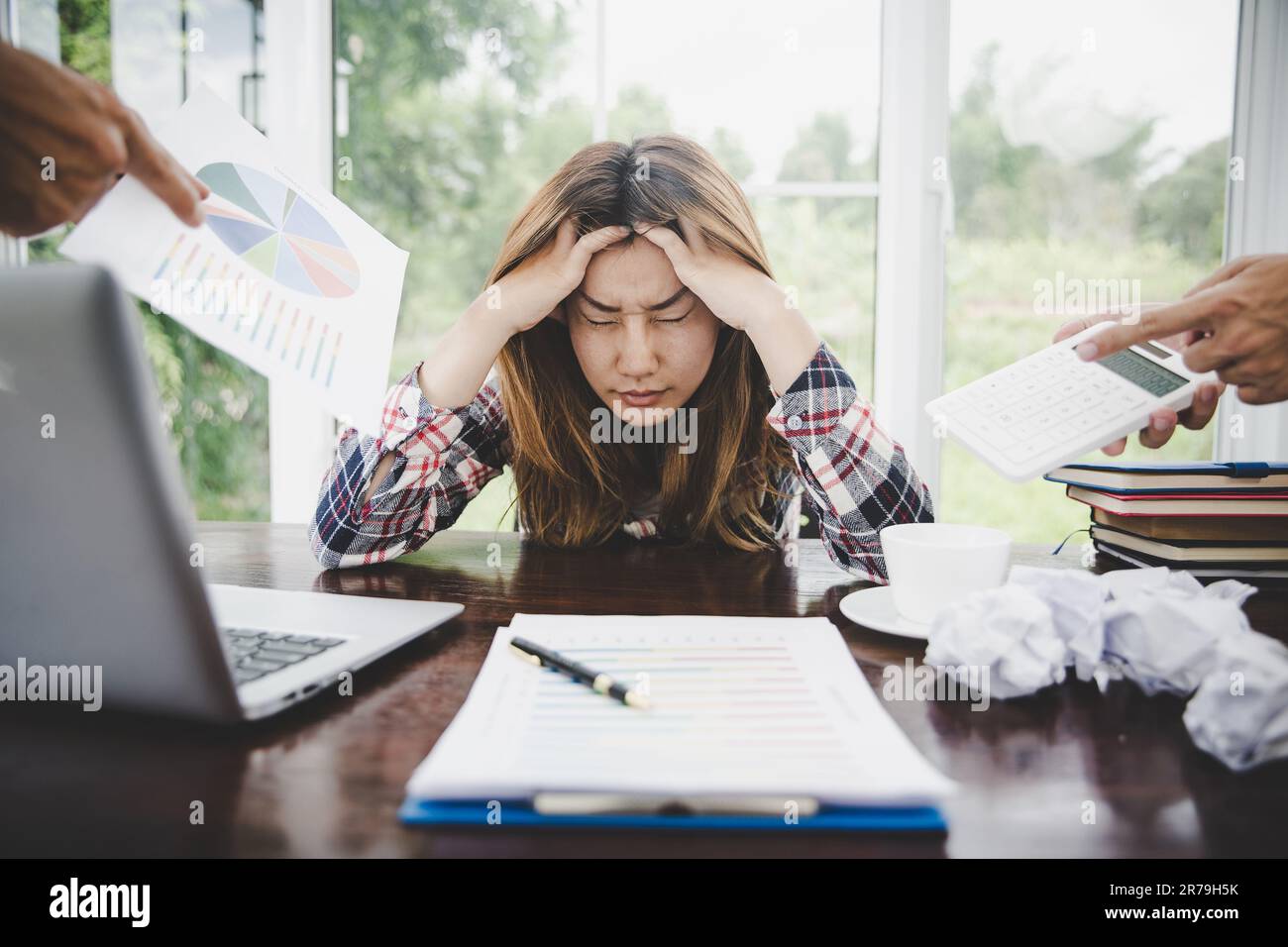 Work overload hi-res stock photography and images - Alamy