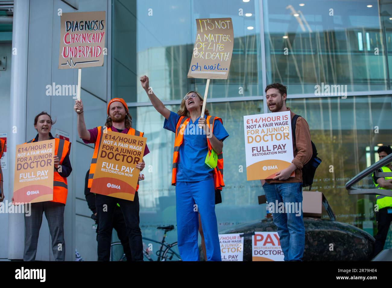 Pay restoration hi-res stock photography and images - Alamy