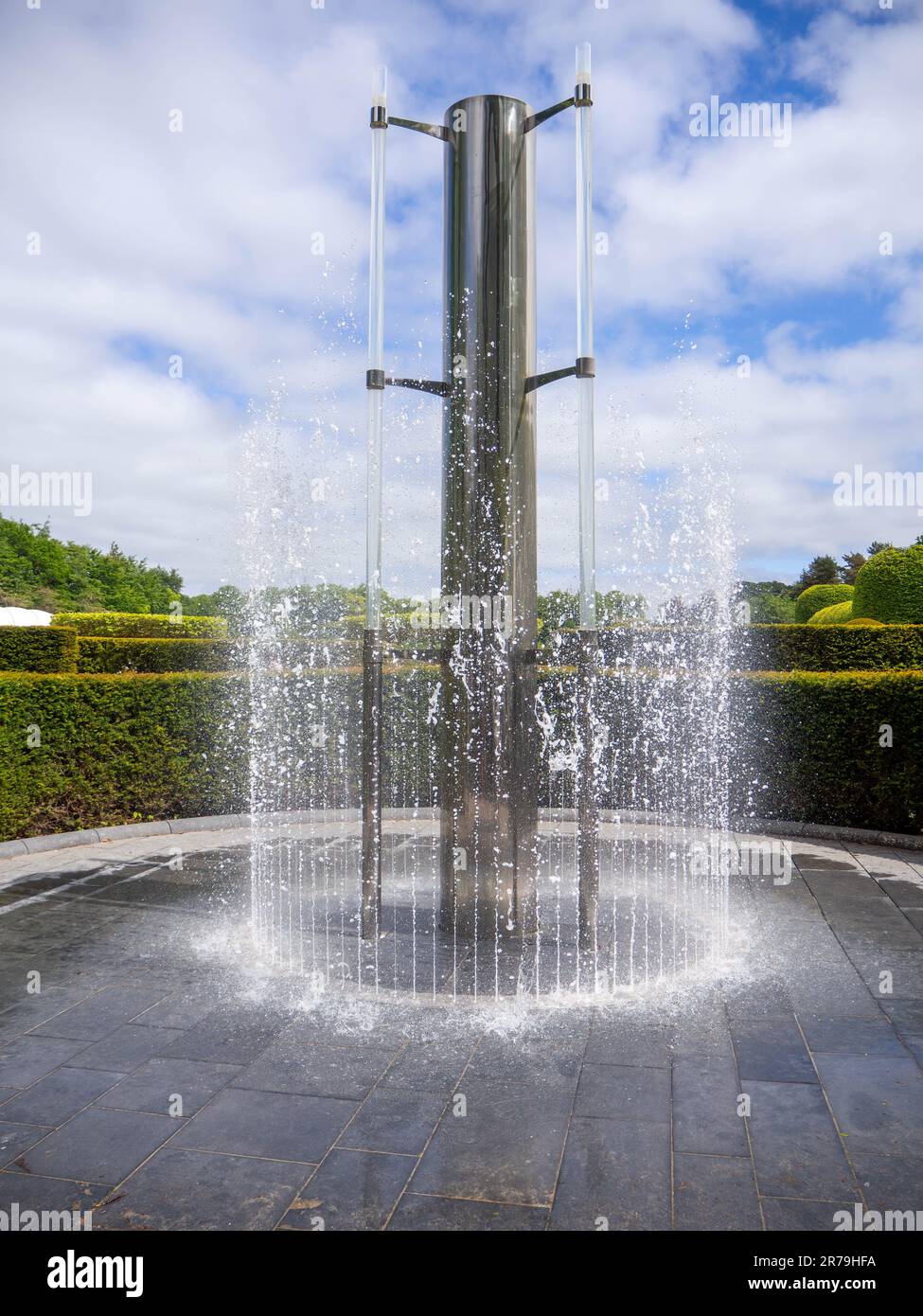 A spectacular showcase of one of the interactive water features in ...