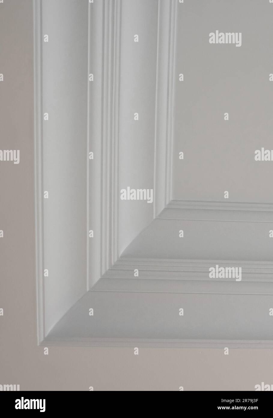 Ceiling moldings in the interior, detail of a angular ceiling skirting ...