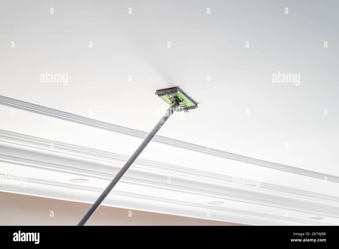 Builder hand sanding interior hi-res stock photography and images - Alamy