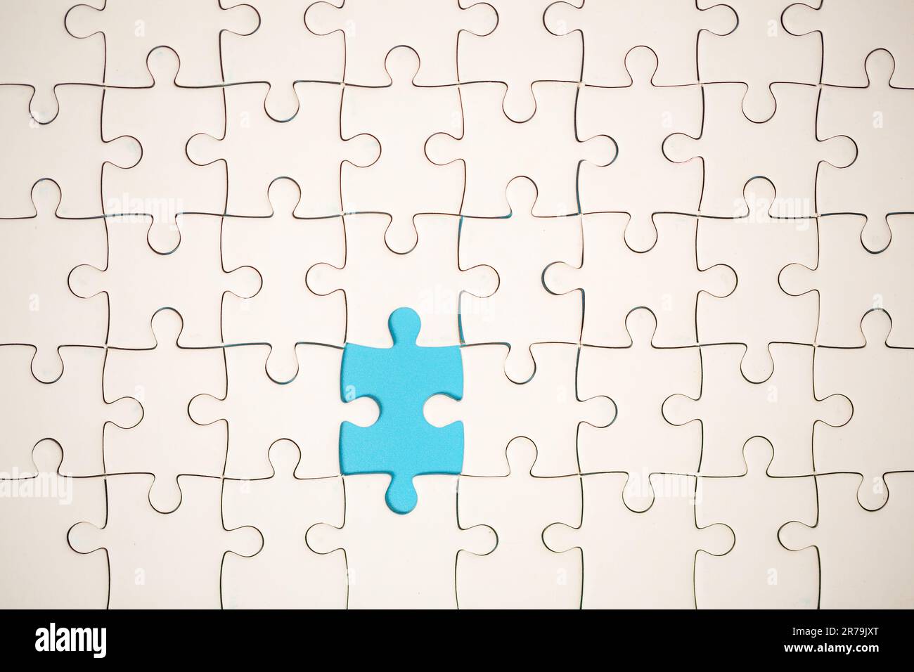 Solve incomplete hi-res stock photography and images - Alamy