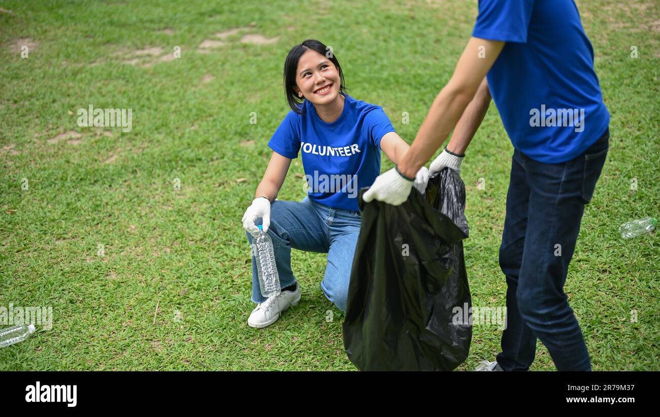 Recycle trash donation concept hi-res stock photography and images - Alamy