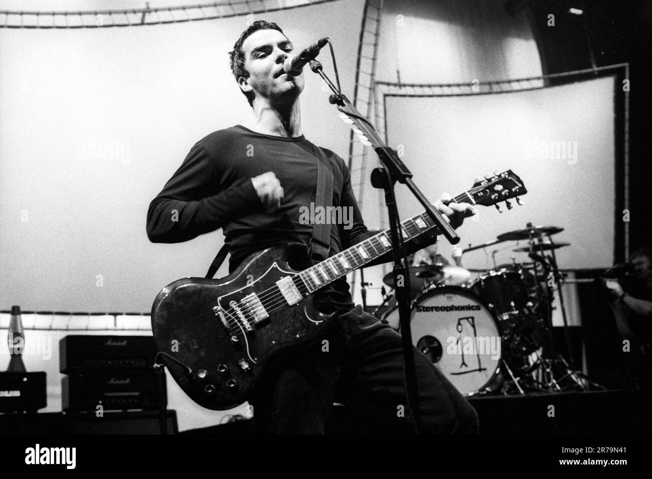 1990s rock band hi-res stock photography and images - Alamy