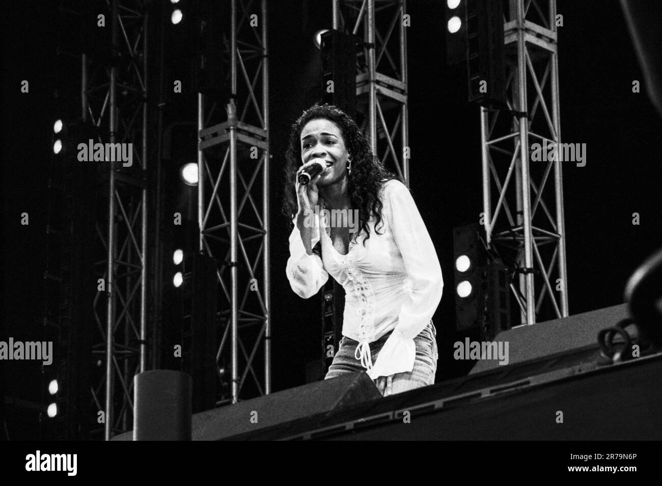 Michelle williams singer Black and White Stock Photos & Images - Alamy