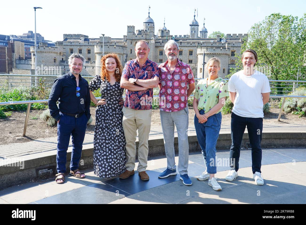 Aiden McArdle, Carrie Hope Fletcher, Al Murray, Neil Morrissey , Mel ...