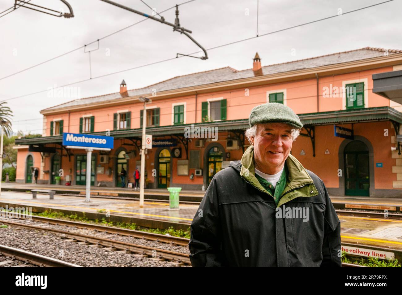 Genoa pisa railway hi-res stock photography and images - Alamy