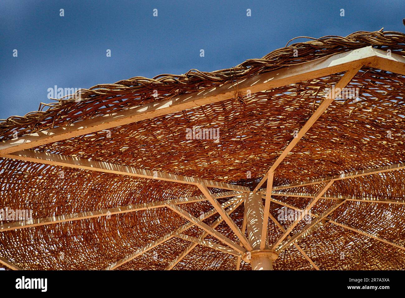 parasol texture in the hot summer as nice background Stock Photo - Alamy