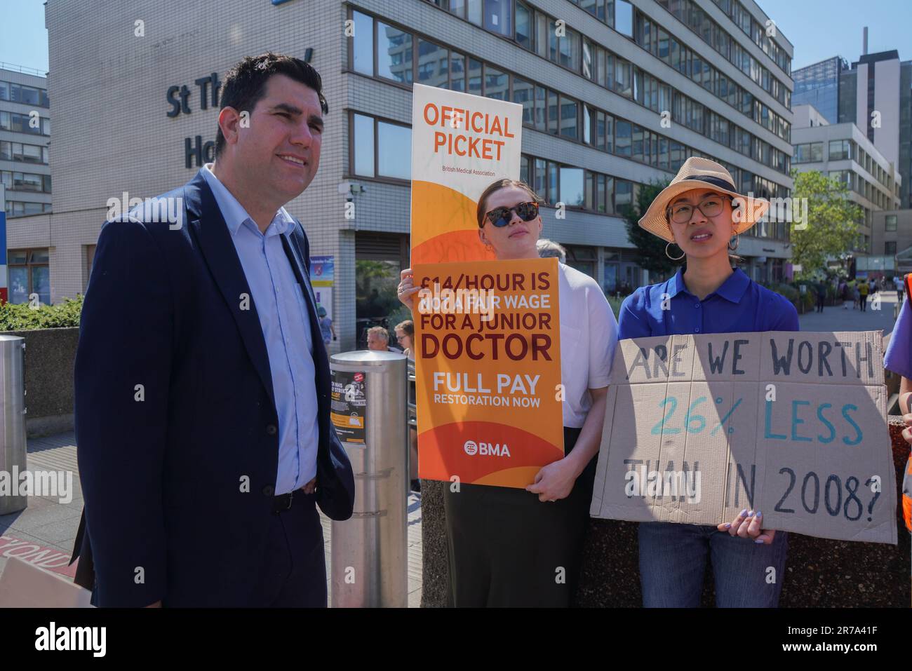 Full pay restoration hi-res stock photography and images - Alamy