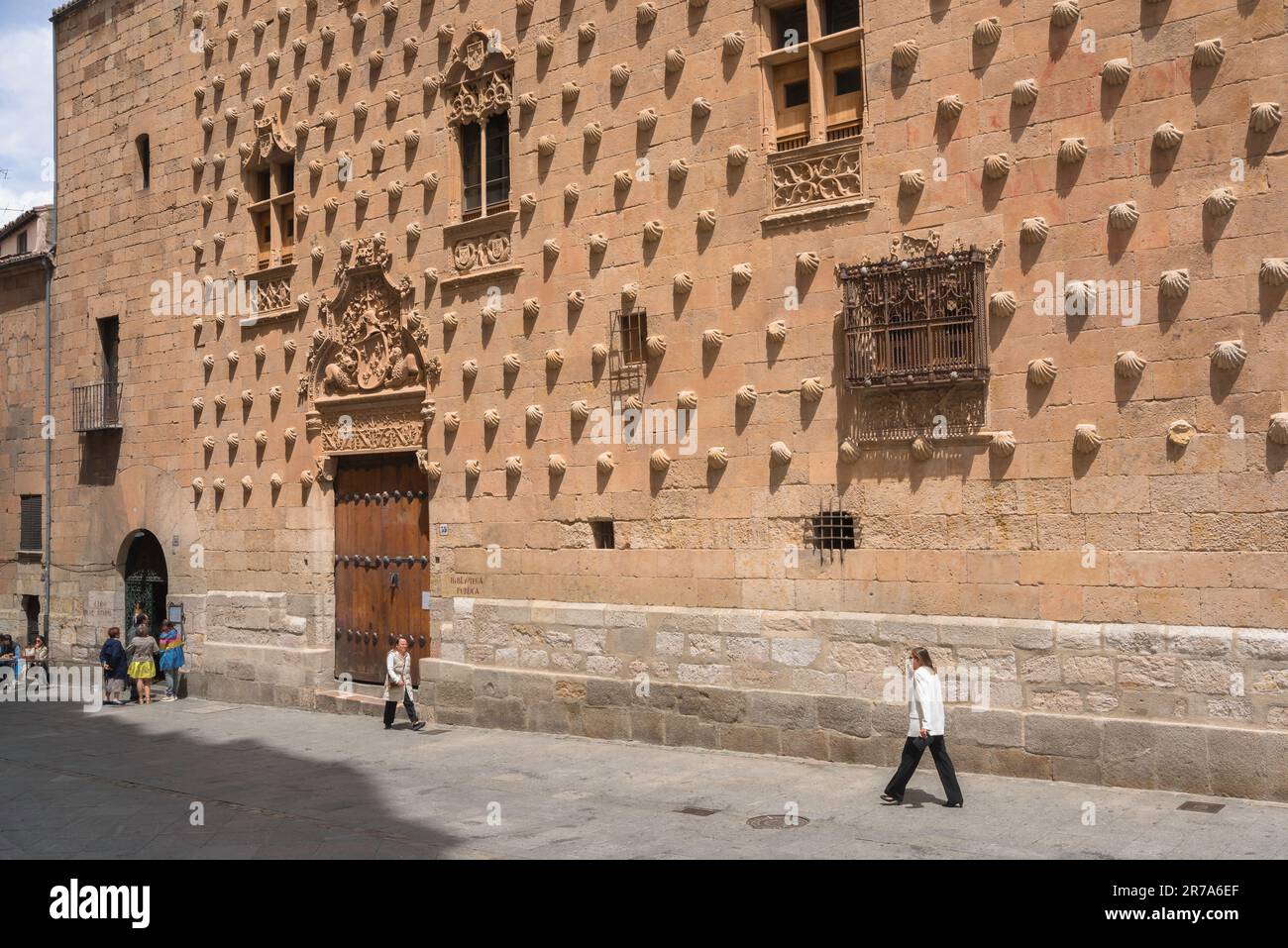 Salamanca Casa de las Conchas, view of the shell decorated exterior ...
