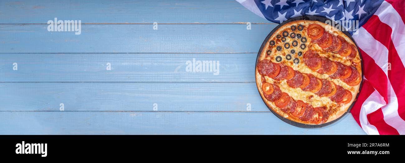 july 4th holiday party pizza, Fourth of July, Patriotic Independence ...