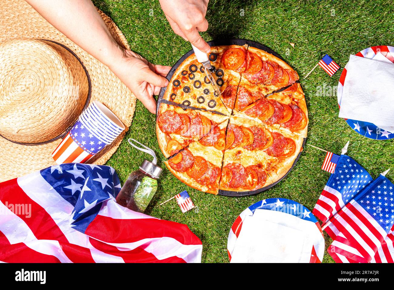 july 4th holiday party pizza, Fourth of July, Patriotic Independence ...