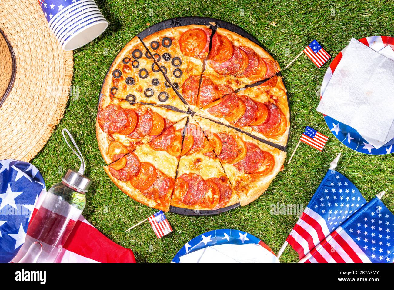 july 4th holiday party pizza, Fourth of July, Patriotic Independence ...