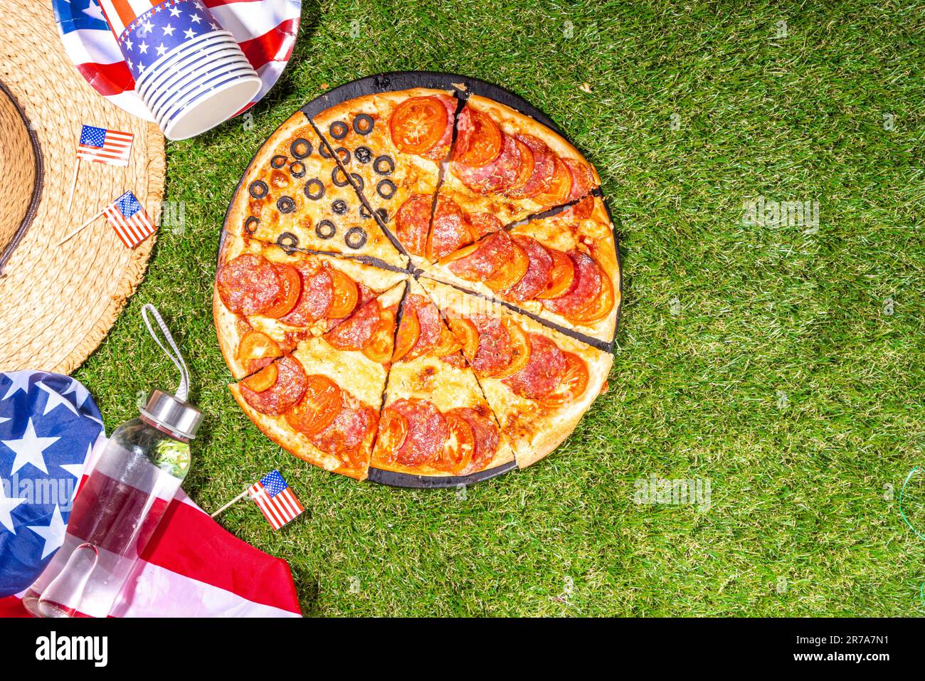 july 4th holiday party pizza, Fourth of July, Patriotic Independence ...