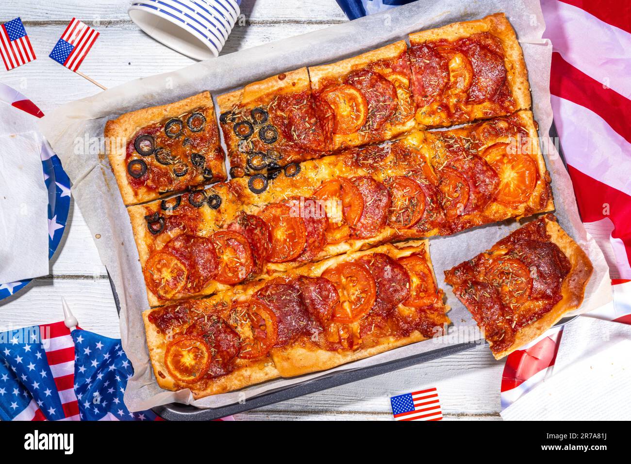 july 4th holiday party pizza, Fourth of July, Patriotic Independence ...
