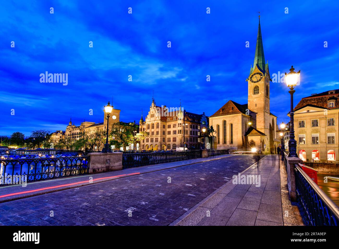 Beautiful night view of historic city center of Zurich, Switzerland ...