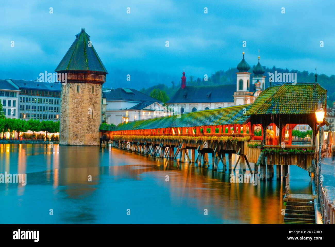 Beautiful historic city of Lucerne with famous Chapel Bridge and Water ...