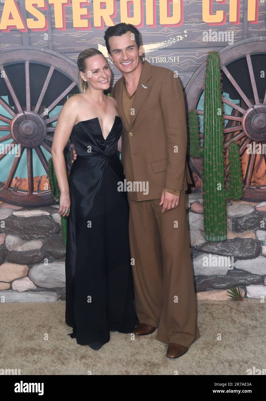 Rupert friend and aimee mullins hi-res stock photography and images - Alamy