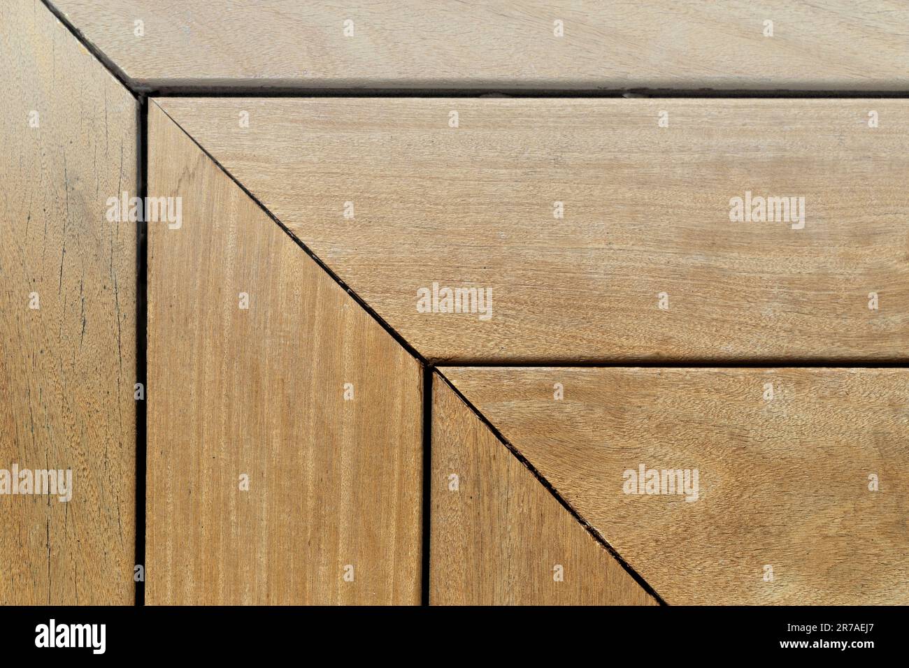 Wood riveted with hinges hi-res stock photography and images - Alamy