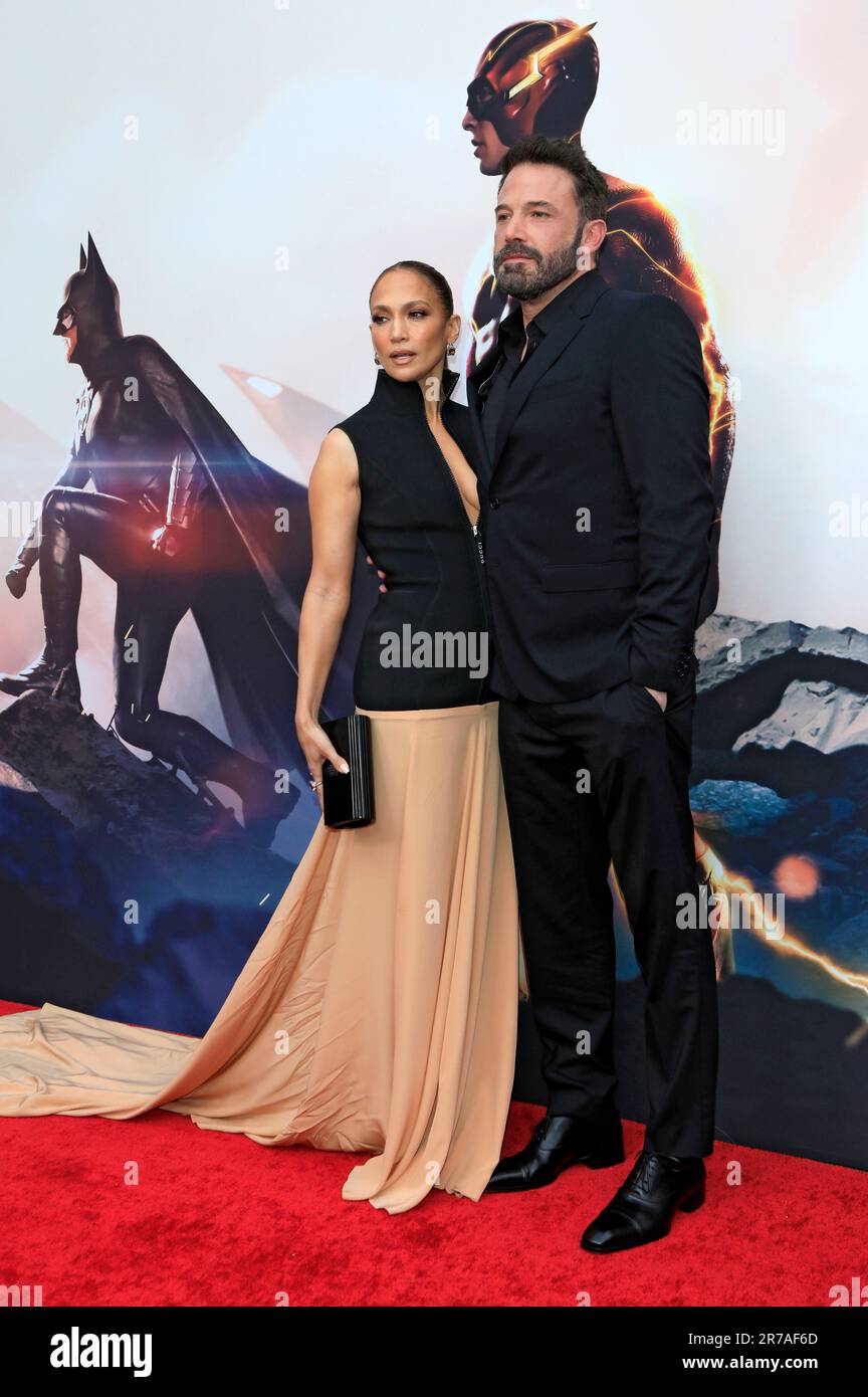 Jennifer Lopez mit Partner Ben Affleck bei der Premiere des Kinofilms ...