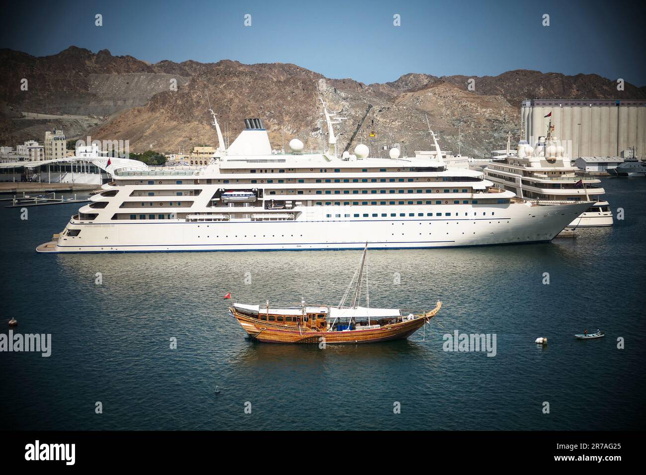 Tourist ships in the port in Muscat, Oman Stock Photo - Alamy