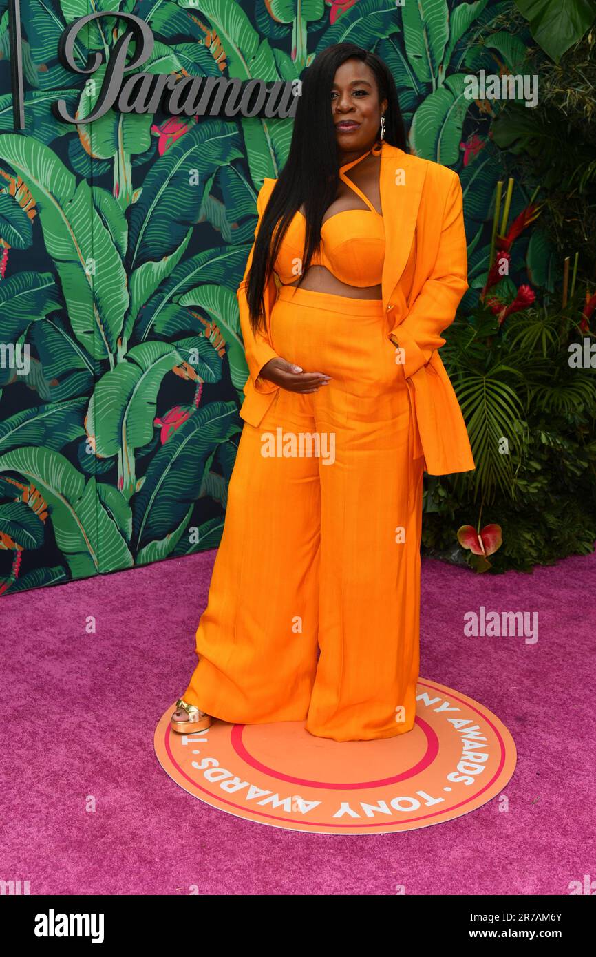 Uzo aduba where hi-res stock photography and images - Alamy