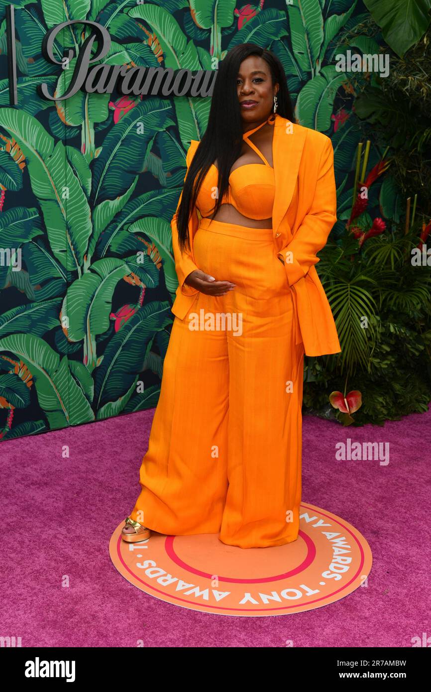 Uzo aduba where hi-res stock photography and images - Alamy